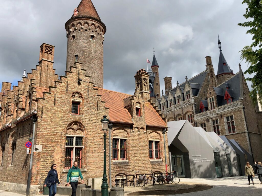 Bruges-musee-Gruuthuse-exterieur - Plus au nord