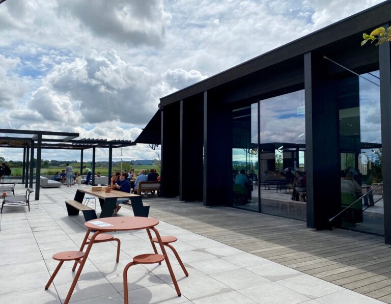 À Watou, le Bar Bernard et son rooftop *carrément top !* - Plus au nord