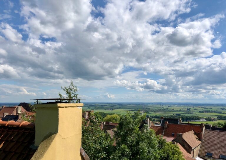 'T Kasteelhof, l'estaminet *au sommet du mont Cassel* - Plus au nord
