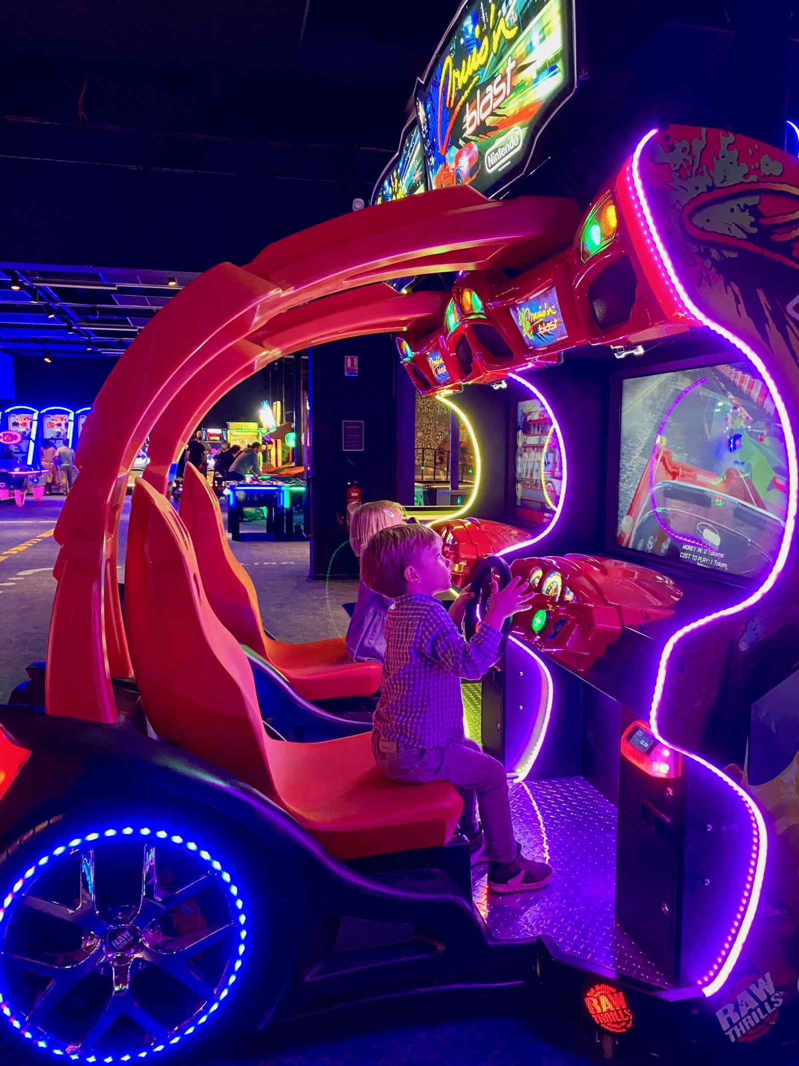 9 raisons d’aimer Hall U Need *près de Lille* - Plus au nord