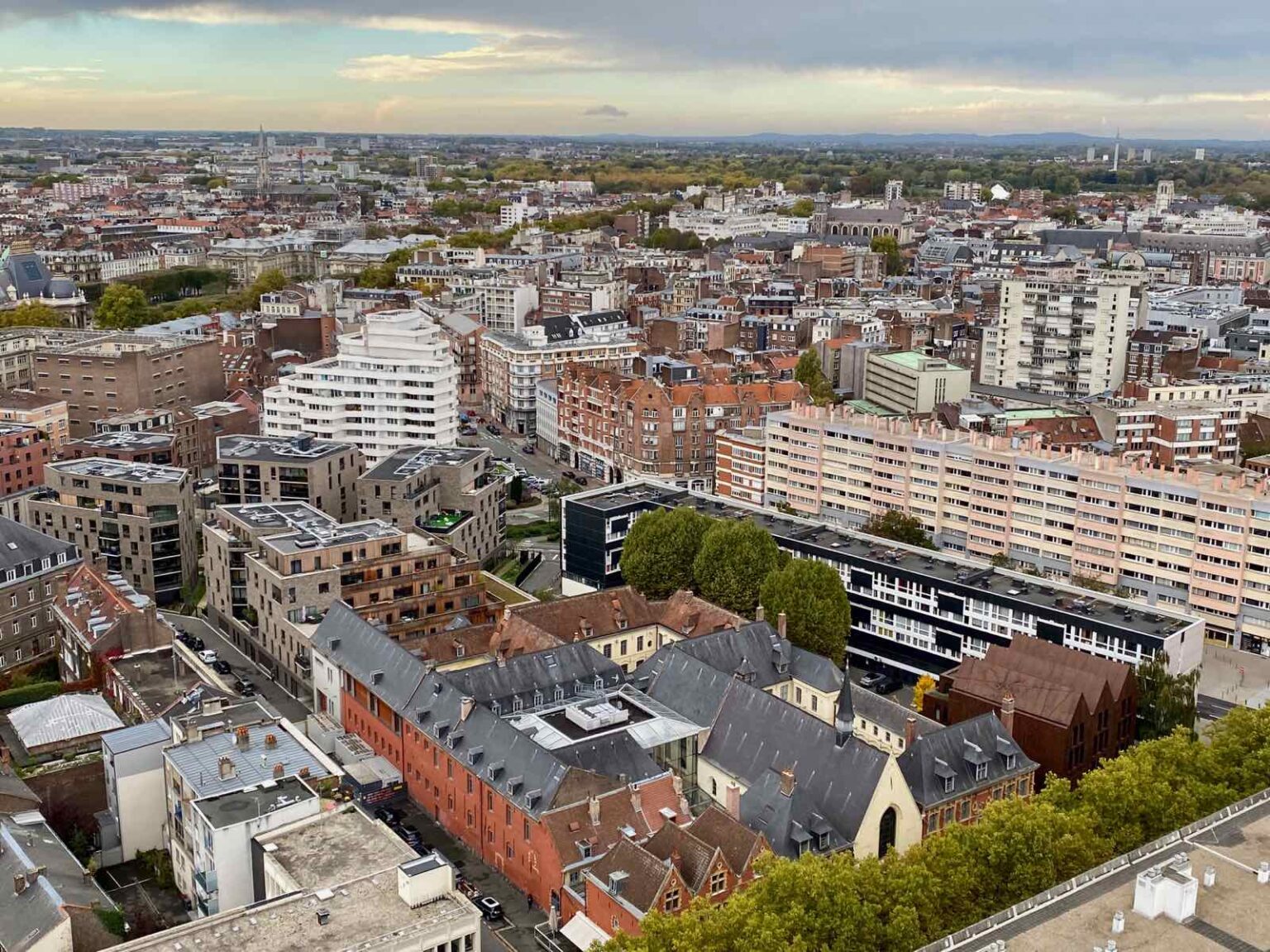 Le beffroi de l'hôtel de ville de Lille *et sa vue à 360°* - Plus au nord